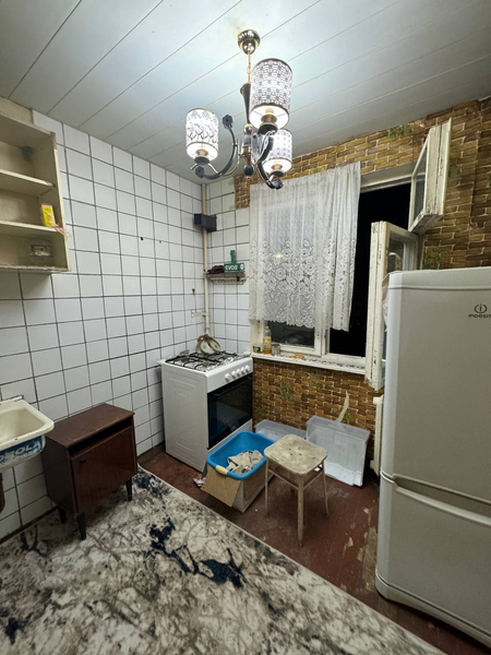 Chilonzor 26 kvartal. 1 xona balkon 2x6