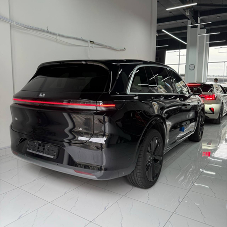 Lixiang L 6 Pro
