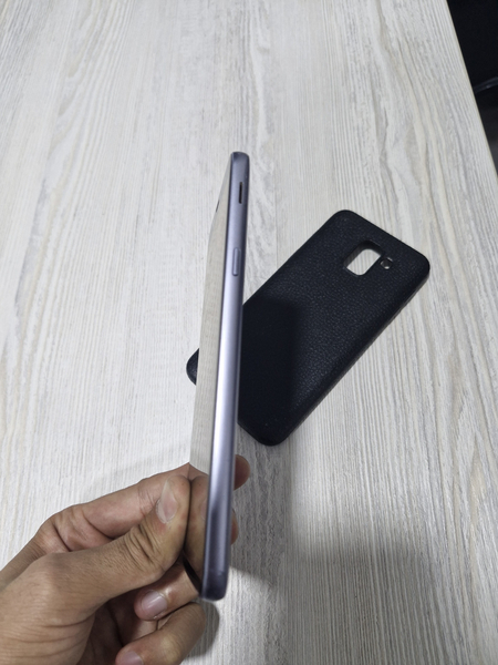 Galaxy j6 2018  3/32 1 qo'l ishlatilgan, tiniq holatda