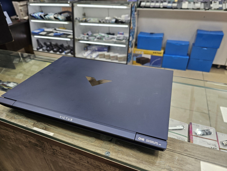 HP Victus Core i7 + RTX 3060 6GB
