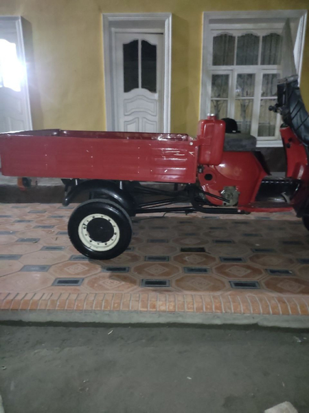 Srochni sotiladi