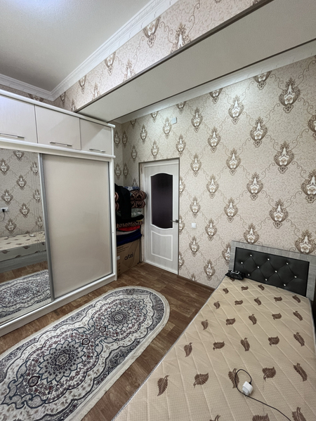 Продаётся 42m2 2комнатных квартира, яшнобод рядом с кадешво базар