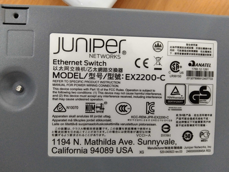 Juniper networks ex2200-c-12t-2g(((