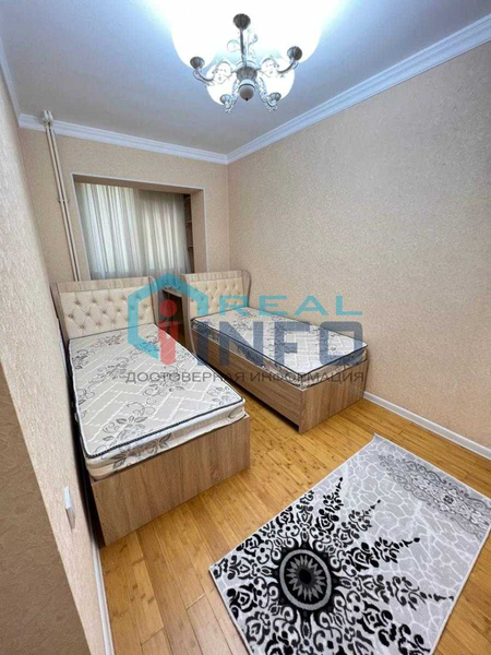 В аренду на Ц 1 (Буюк Ипак Йули) сдается 3-комнатная квартира