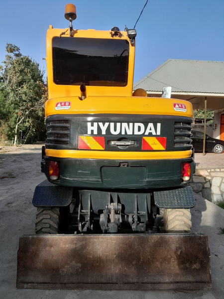 Ekskovator Hyundai 55w