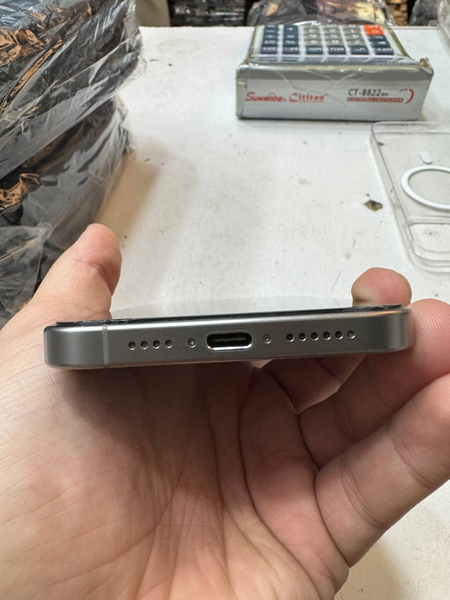 IPhone 15 pro max 256 тали   ёмкость 88 идеал холатда