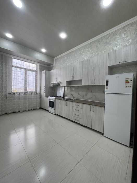 Каракамиш-1/2 • Пункт СМП • 2-комн •  72 м² • этаж 7/10 • [MGA: 003]