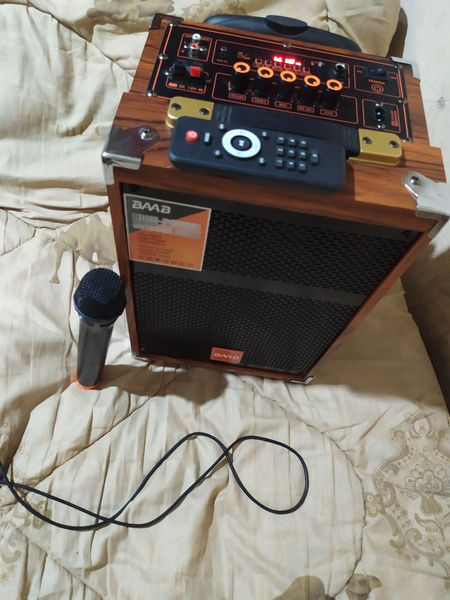 BAAB-Q8 Udar Bass karokoe