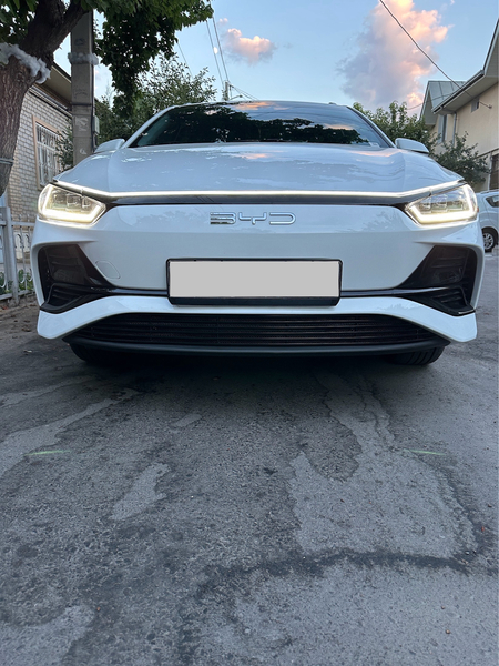 Стекло для фары BYD E2