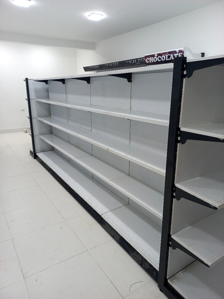 Marketlar uchun jxozlar xar xil turdagi va rangdagi