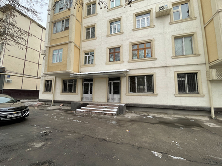 200м2 1-ЛИНИЯ / Чилонзор фасад 22 метр / Срочно