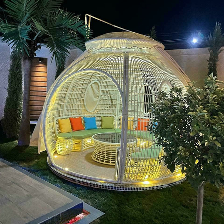 Miami pent haus v Charvake