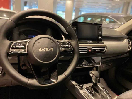 KIA Seltos bolib tolash imkoniyati.