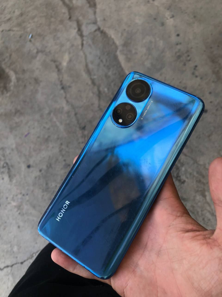 Telefonlar sotiladi Apple Xiaomi Poco Xonorx 7