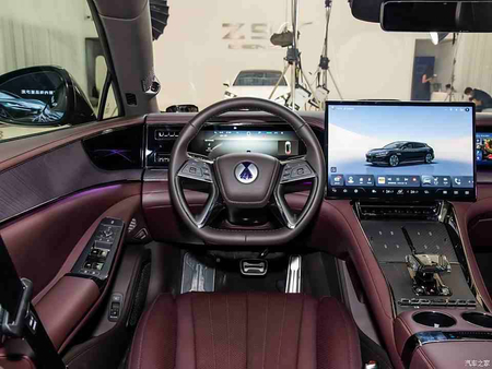 Denza Z9 GT Mercedes China