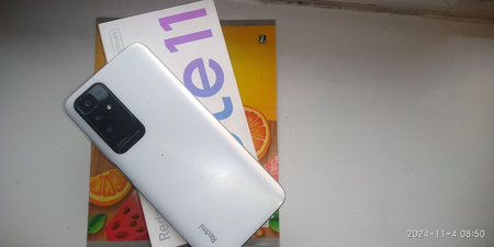 Redmi 11 karopka dakumet telfon ochilmagan xotirasi 128