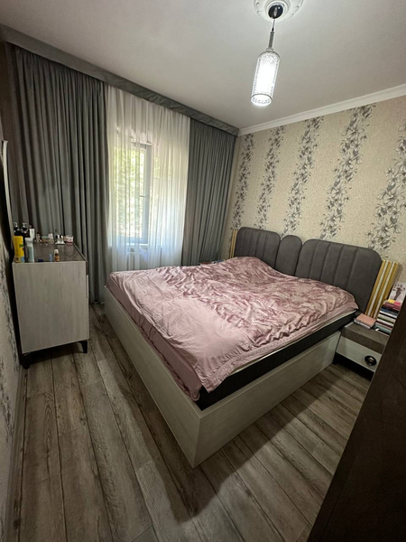 Продаётся на Карасу-2 3ком