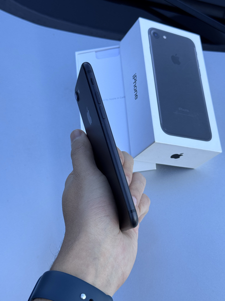iPhone 7 32GB идеал