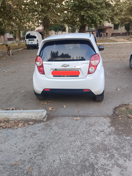 Spark srochniy sotiladi
