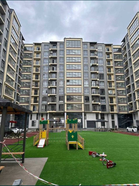Срочно. улица Шота Руставели. ор: Братский. 4/9/10. 118м² Кадастр есть