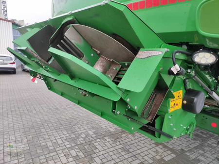 John Deere S780i