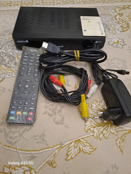 Продаётся TV UZDIGITAL с картой
