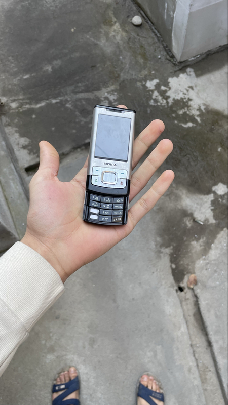 Nokia 6500 slide