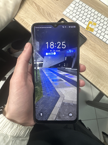 Infinix smart 7 holati yaxshi