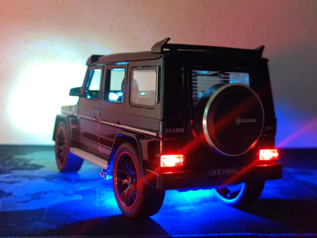 Железная машинка Гелик Ваген Brabus AMG модель 1:18 - Доставка