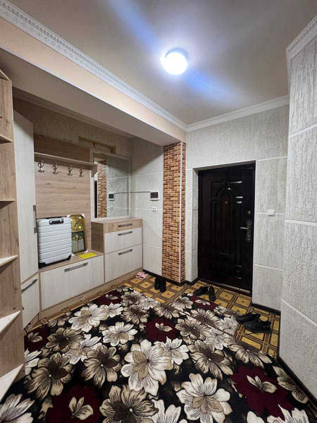 Эълон№4172  4  хонали янги қурилган квартира.