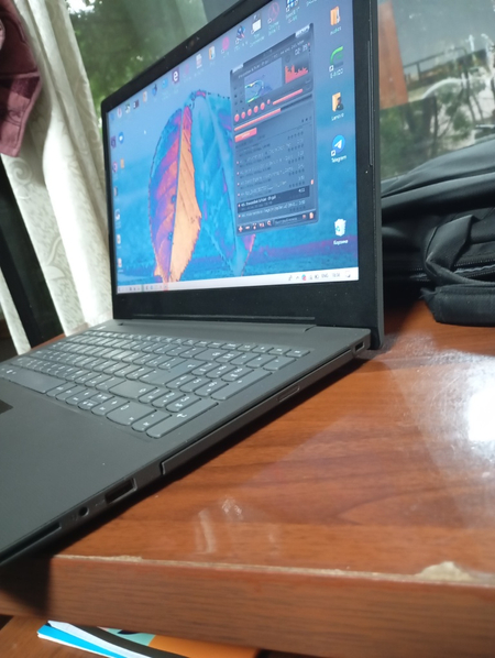 Lenovo V130-15IGM