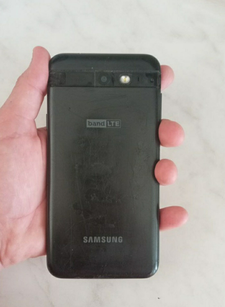 Samaung  j7 16 g