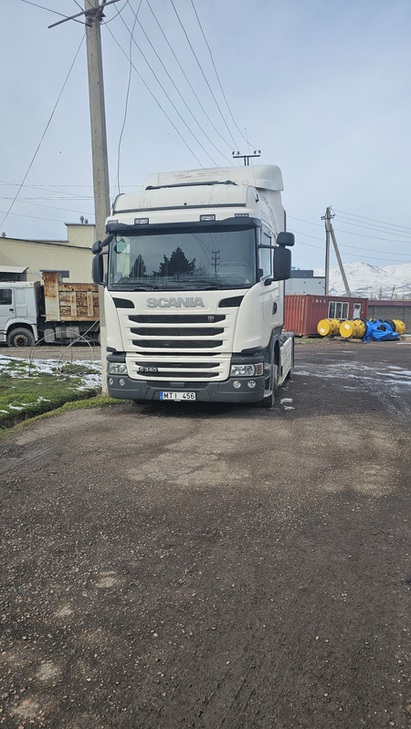 SCANIA GAZ METAN 2шт год 2017 и 2018