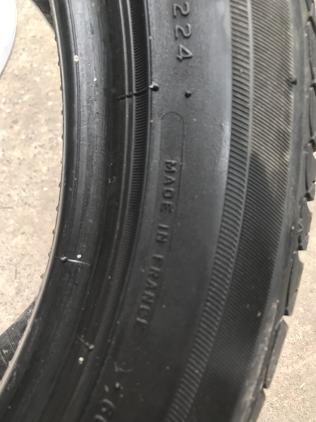 Bridgestone 215/45/16