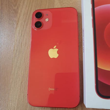 Iphone 12 mini  .