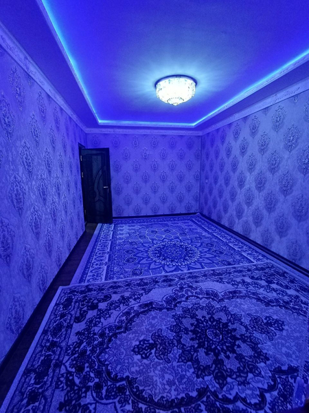 3 honali dom sotiladi