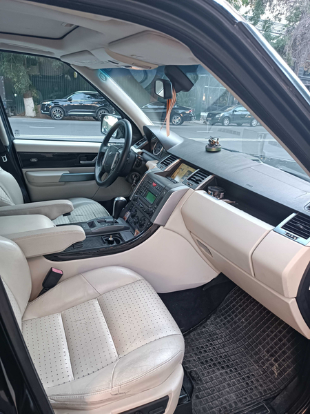 Продается RANGE ROVER Sport