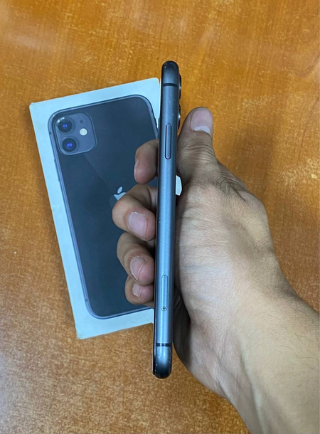 iPhone 11 sotiladi srochni