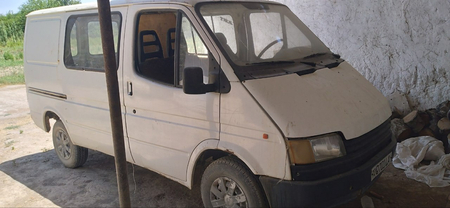 Ford avtomashinasi