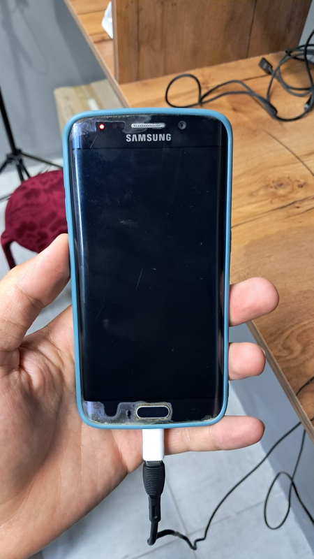 Samsung Galaxy S6 edge
