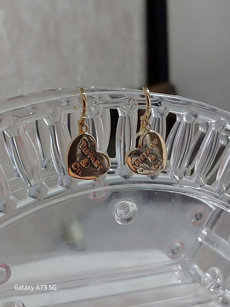 Продаются золотые серьги 585 пр, 6.60 гр