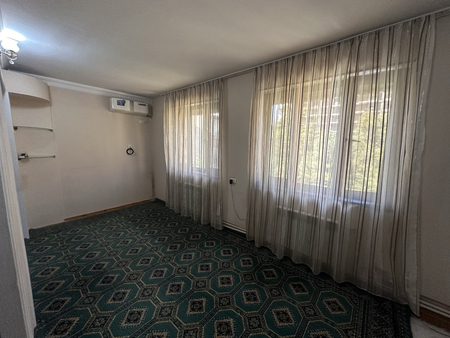 2-х комнатная квартира в Центре Ташкента, Ц1, ул. Садыка Азимова