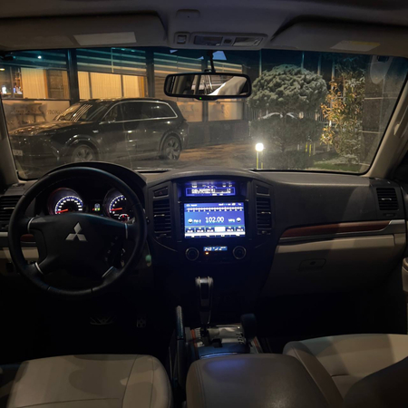 В продаже ! Автомобиль MITSUBISHI PAJERO