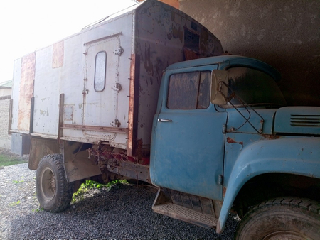 Zil 1977 yil metani bori
