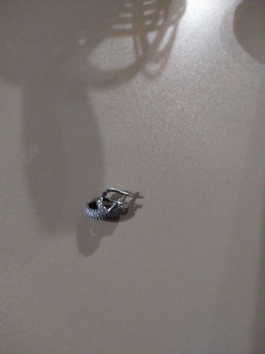 Продам серебряные серьги