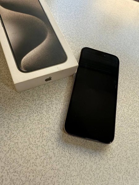 iPhone 15 Pro 256Gb
