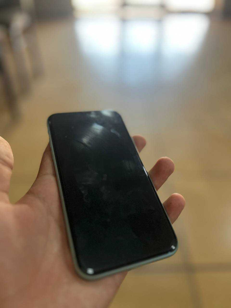 Iphone 11 83% 4/128