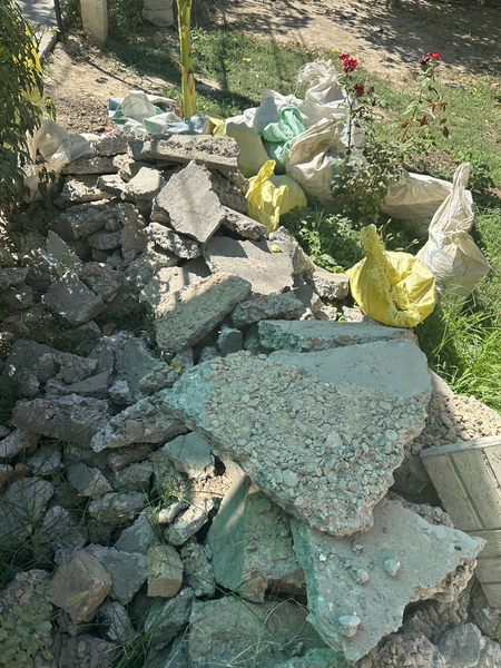 Beton bo’laklari