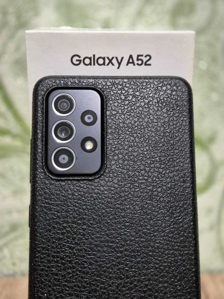 Samsung Galaxy A52 (СРОЧНО)
