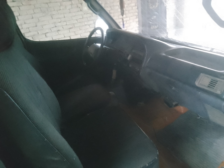 Toyoto mikra avtobus sotiladi